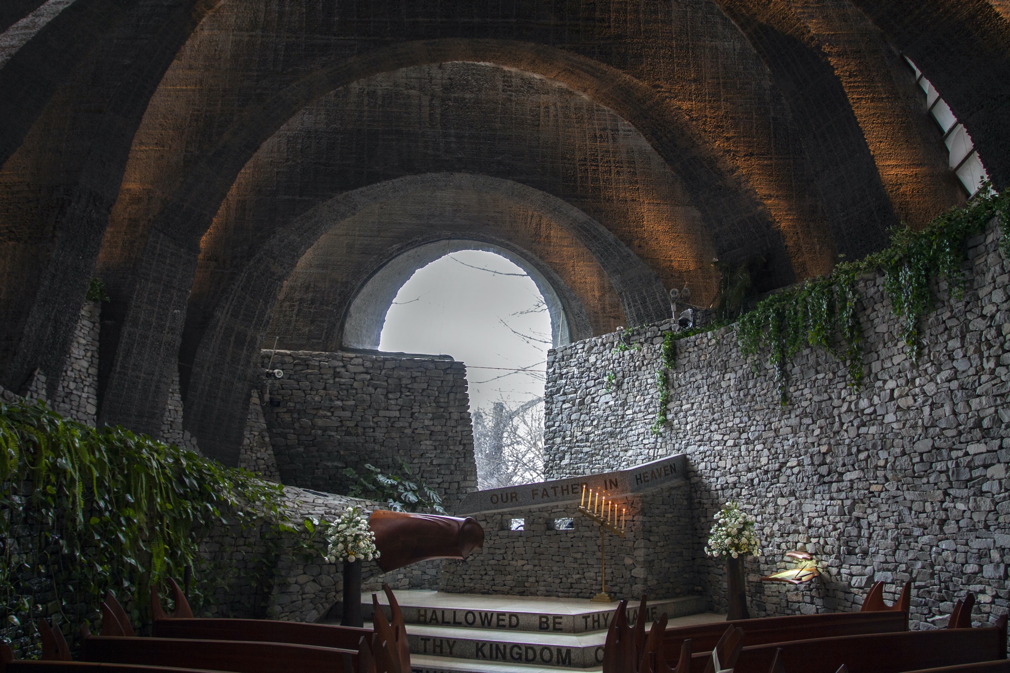 Stone church par Kendrick Bangs Kellogg – made in tokyo