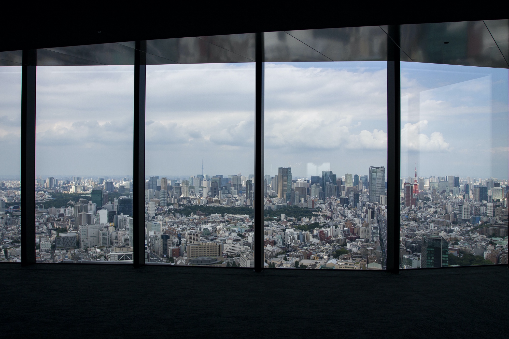 windowed sky – made in tokyo